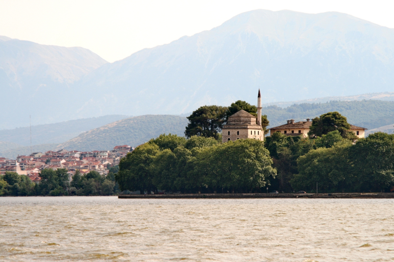 Obiektywnie: Ioannina (Janina). Nieco inna Grecja