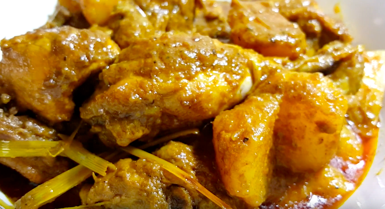 DAPUR KOTA SINGA: SAMBAL GORENG AND KERUTUK AYAM