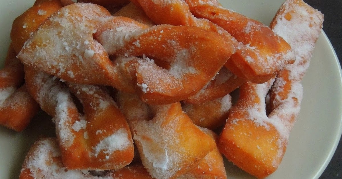 Priya's Versatile Recipes: Bugnes Lyonnaises - Angel Wings