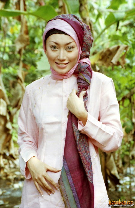 Disisi Saidi Fatah: Vista Putri Profile