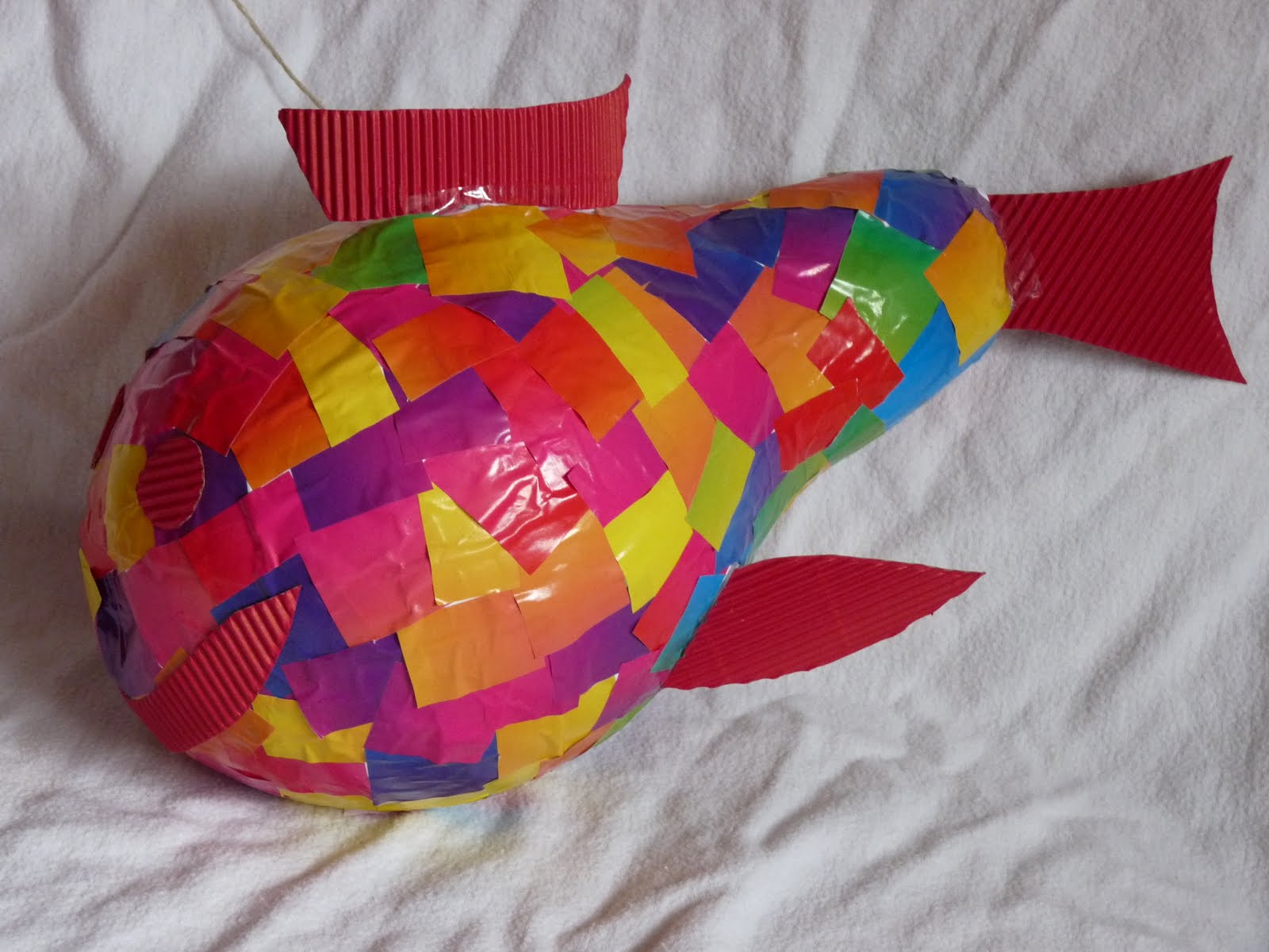 Keiko bastelt: eine Pinata