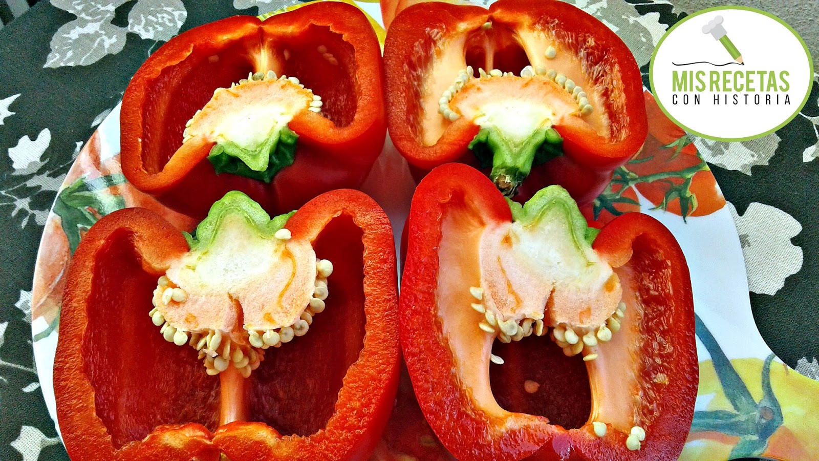 Mis Recetas con Historia: Morrones rellenos de carne al micro