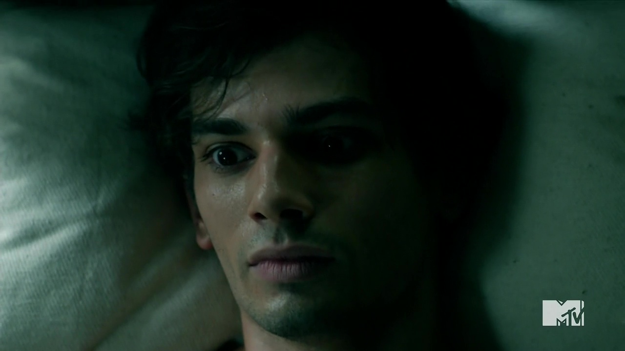 ausCAPS: Marcus Vanco shirtless in The Shannara Chronicles 1-07 "Breakline"