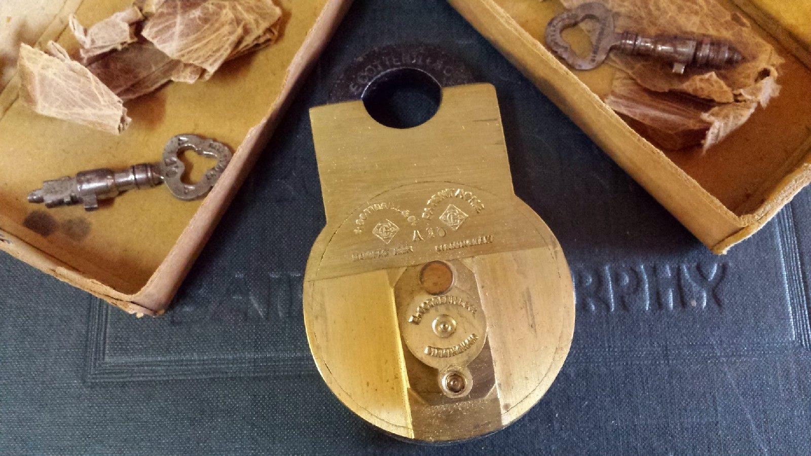 RestraintsBlog: 19th Century E. Cotterill & Co A20 Padlock