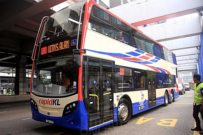 First Time Naik Bas 2 Tingkat Rapid KL. Sungguh Tak Ku Sangka