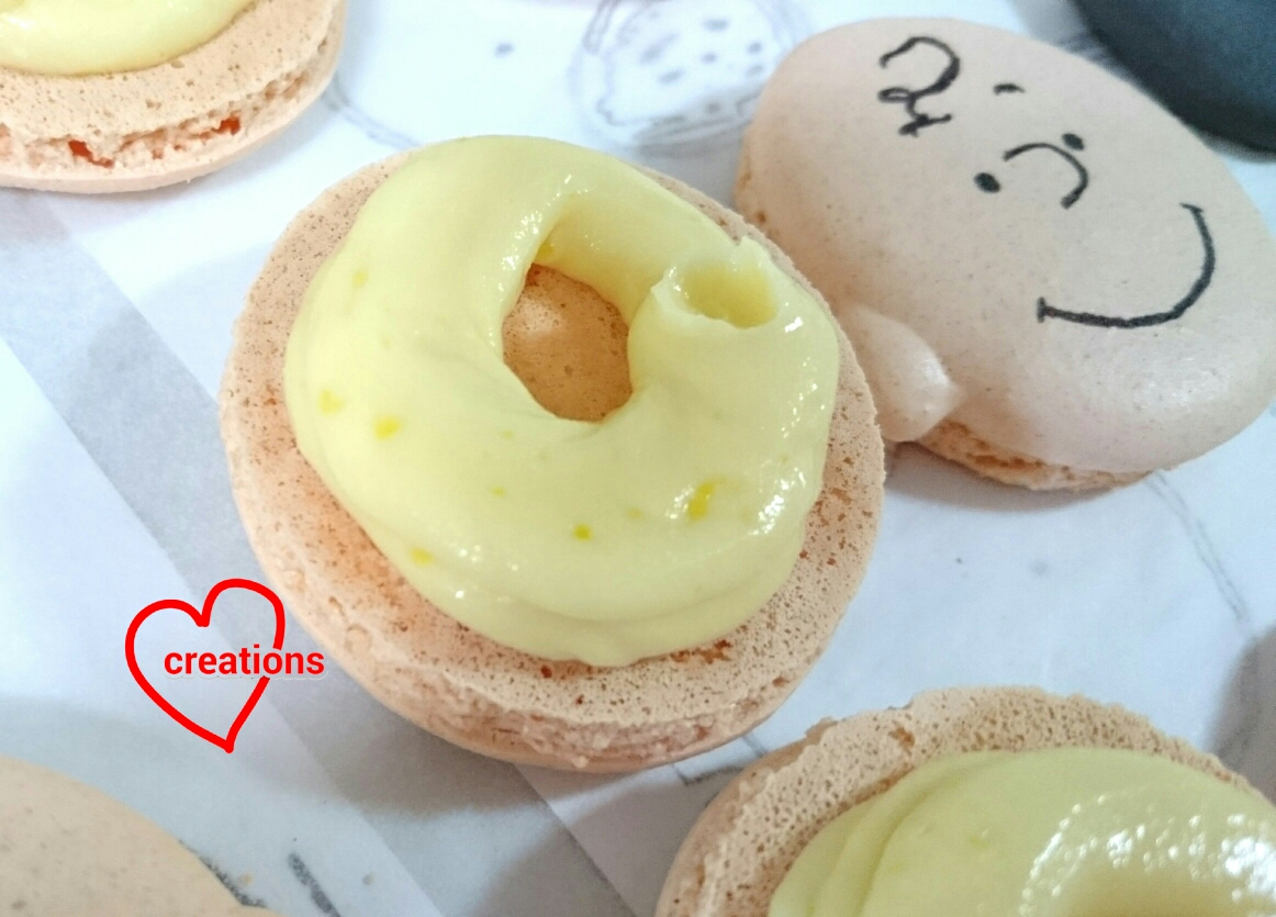 Loving Creations for You: Charlie Brown and Snoopy Lemon Macarons