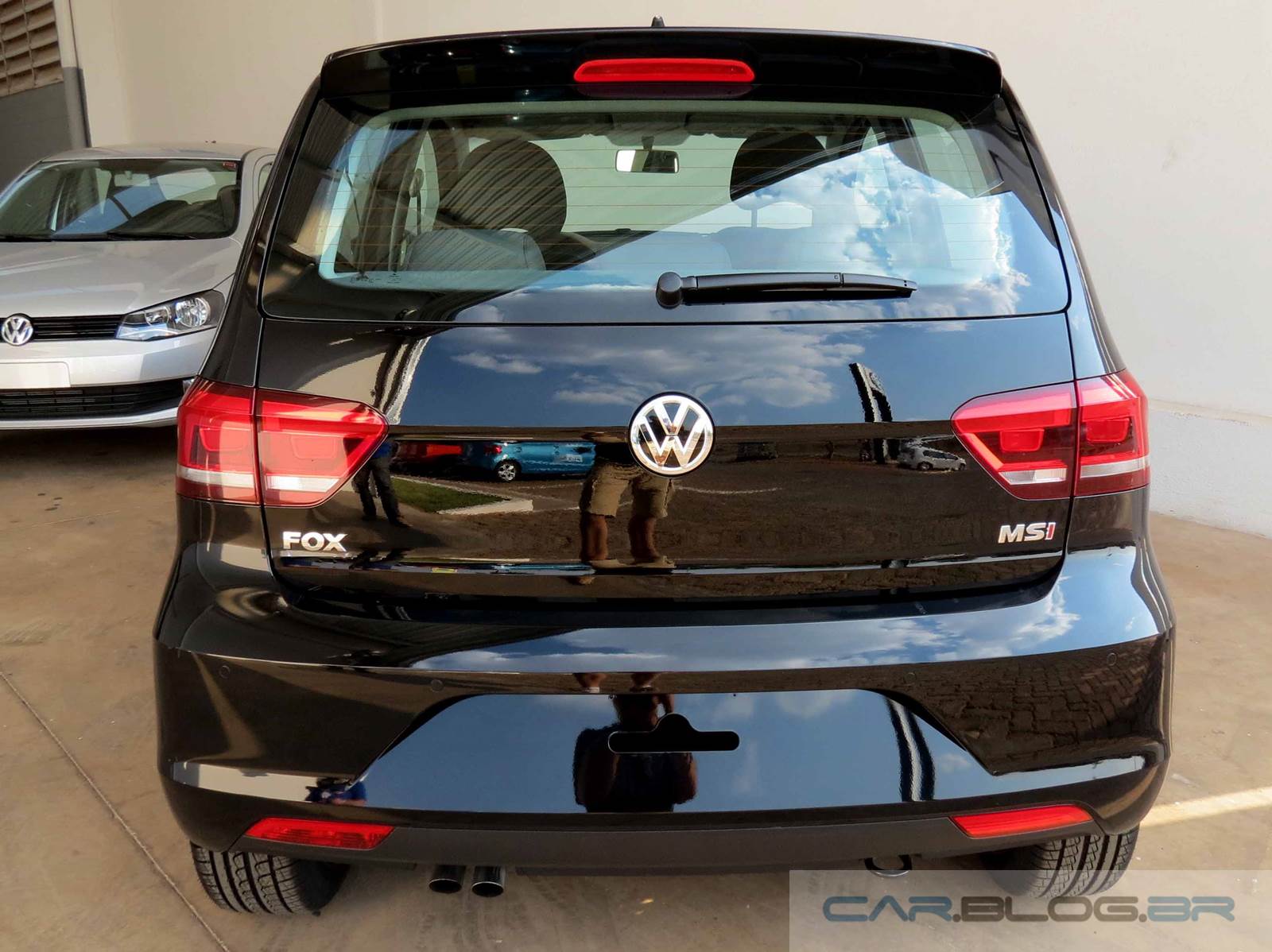 Novo Fox Highline 2015 chega às lojas com desconto de 3%