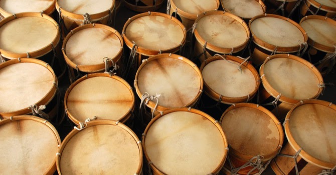 Brazilian Percussion Blog: Maracatu