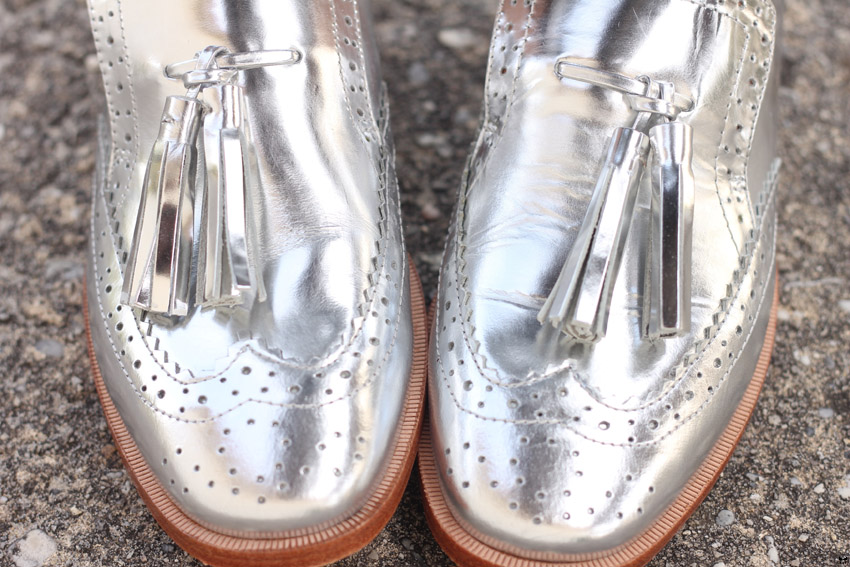 Une touche de rose ENG: Mirror Shoes :: Look