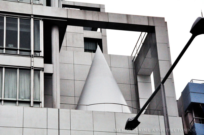 Mi Moleskine Arquitectónico: FUMIHIKO MAKI: SPIRAL BUILDING