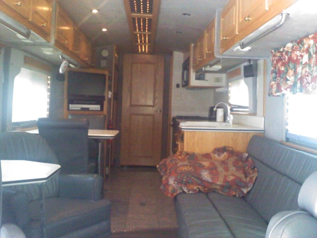 1969 MCI Bus: 1969 MCI Bus Conversion