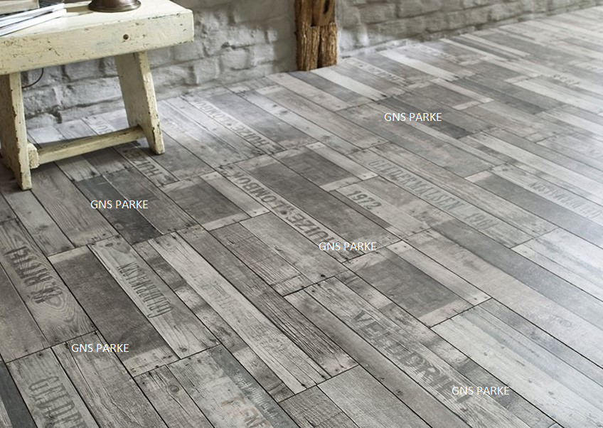 Eskitme Laminat Parke : Eskitme Gri Yazılı Tahta Laminat Parke