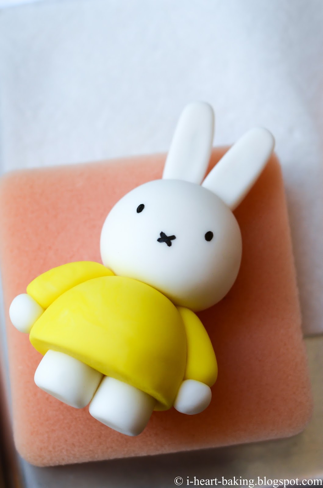 i heart baking!: miffy first birthday cake with handmade fondant miffy ...