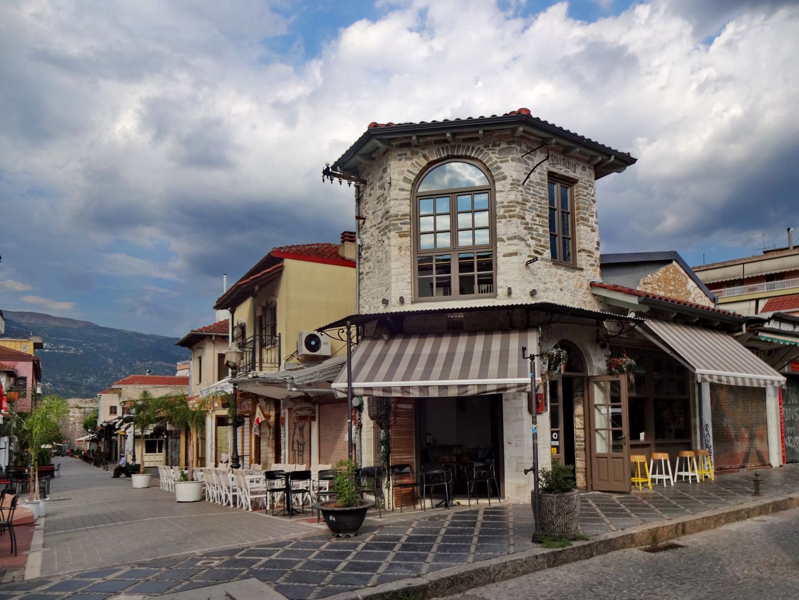 Obiektywnie: Ioannina (Janina). Nieco inna Grecja
