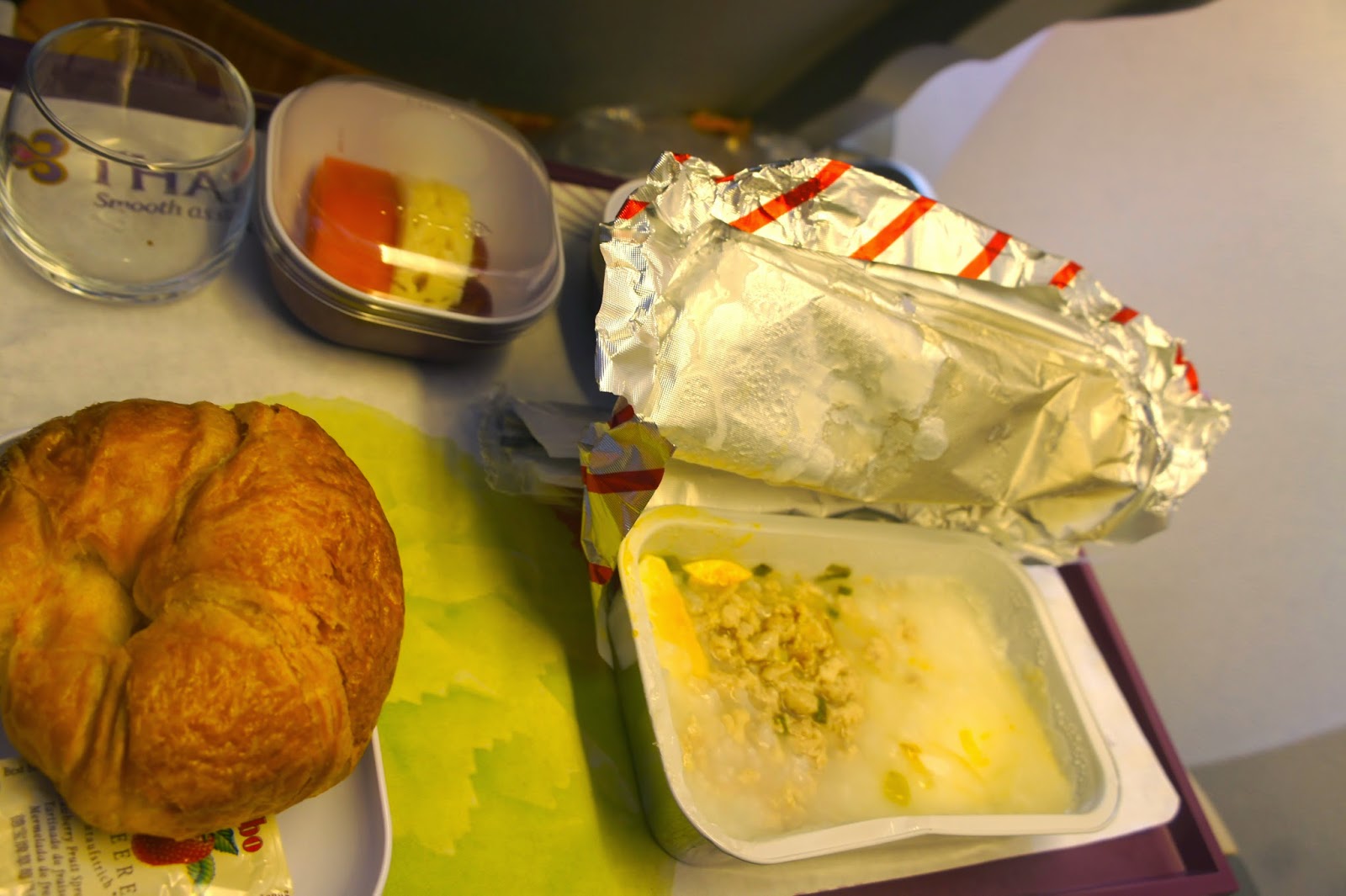 Zephyrous Travels: [Airline Review] - Thai Airways (TG402) / (TG401 ...