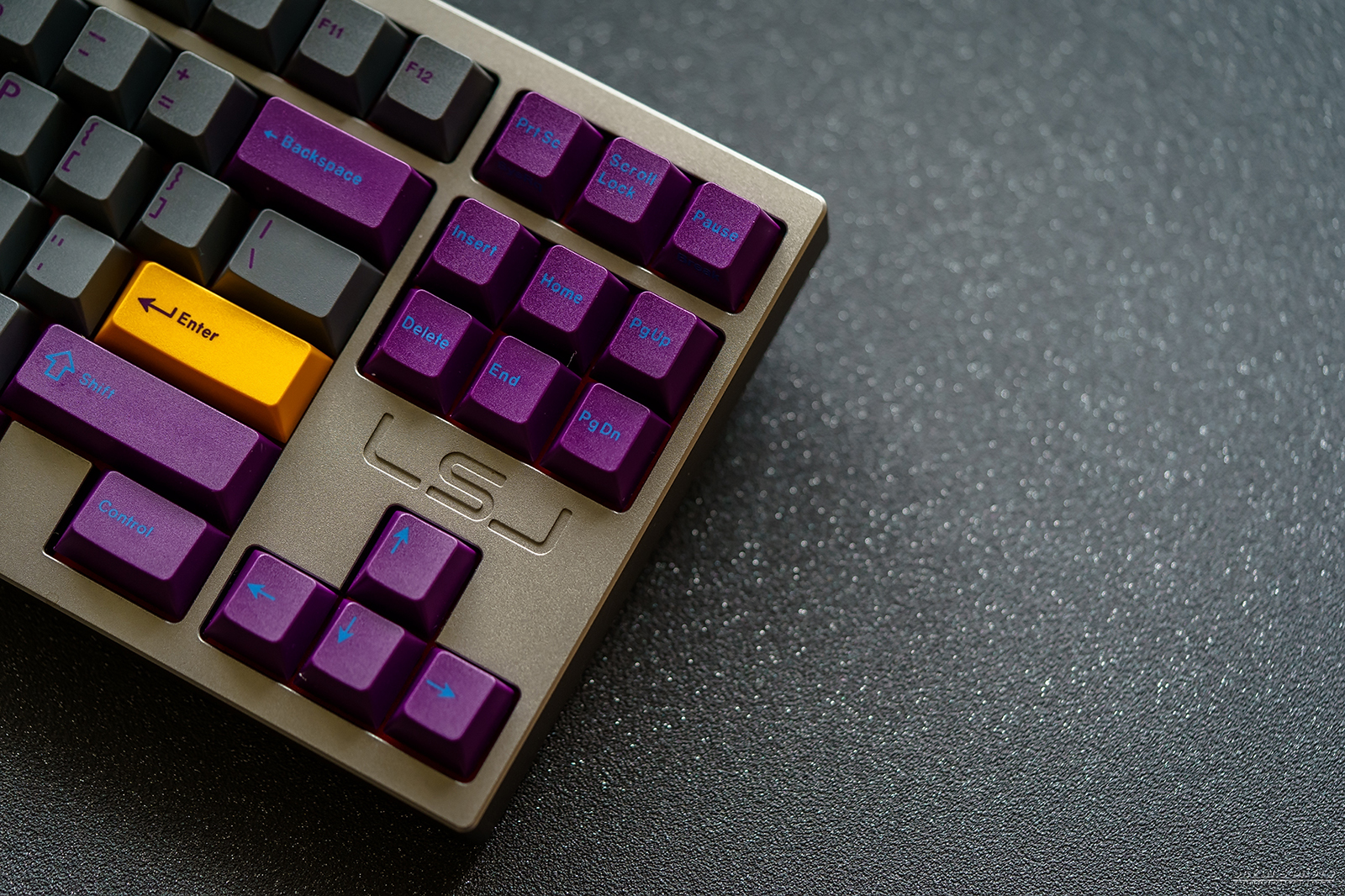 GMK Deep Space | MyLifeForEver