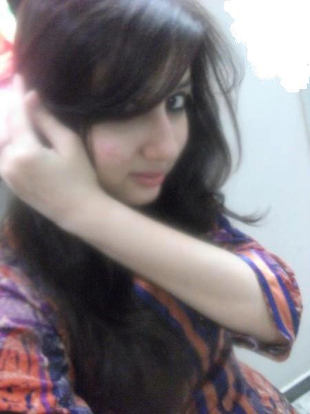 Hot Pakistani bachian