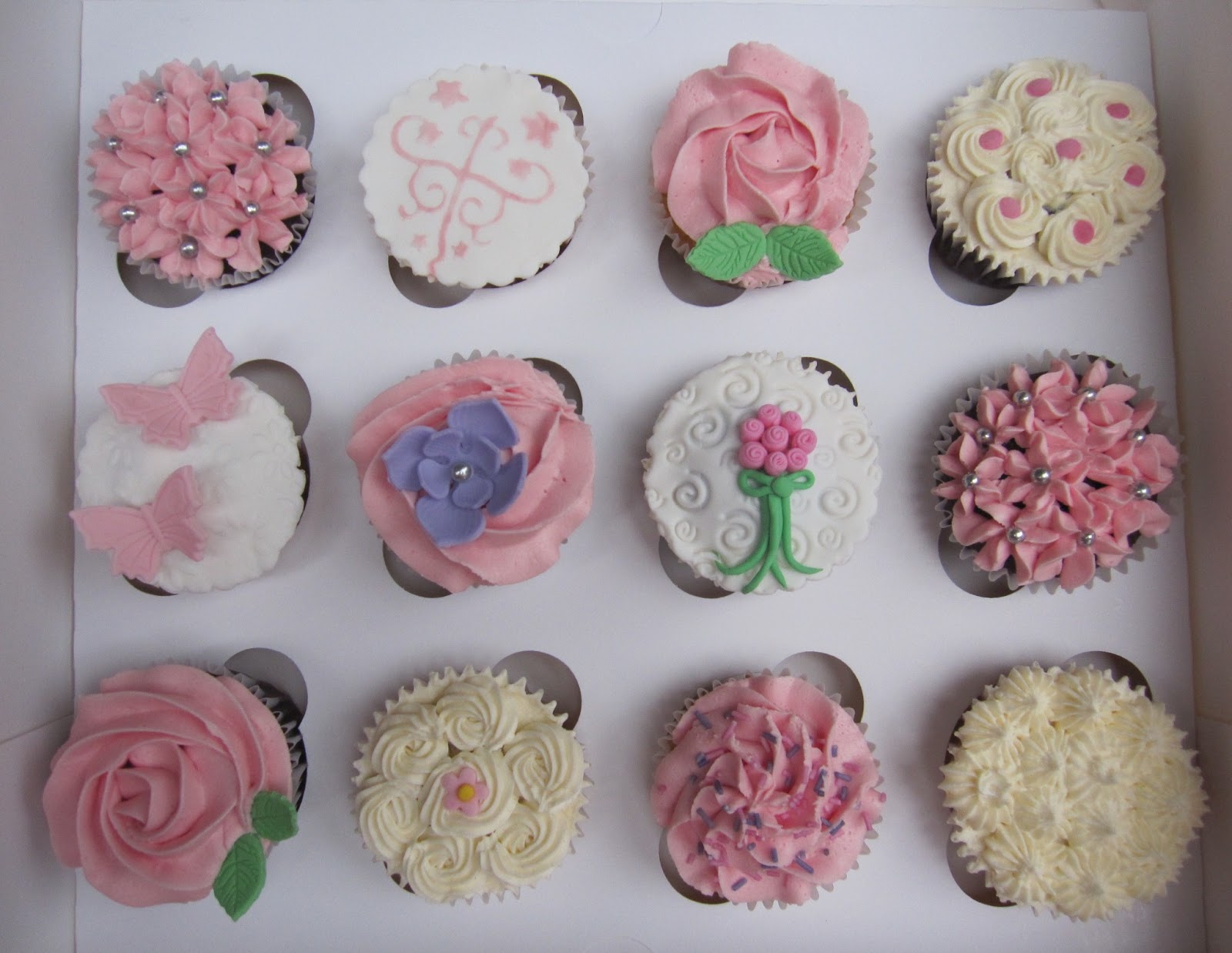 Jarita's Cookies: Cupcakes de Flores