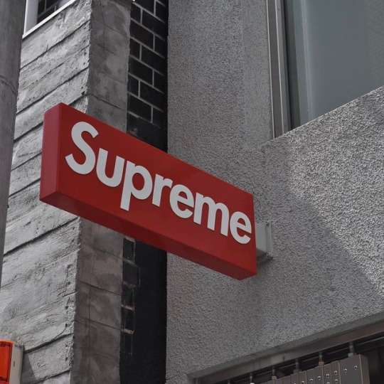 Cosas que no sabias de SUPREME - STAY STYLES
