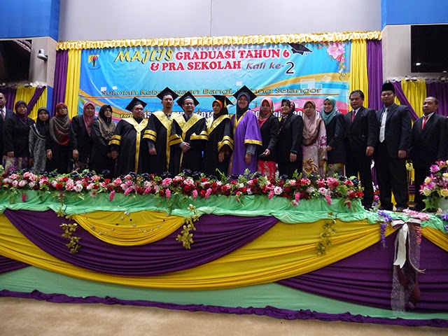 400 Keping Gambar Graduasi dalam Satu DVD