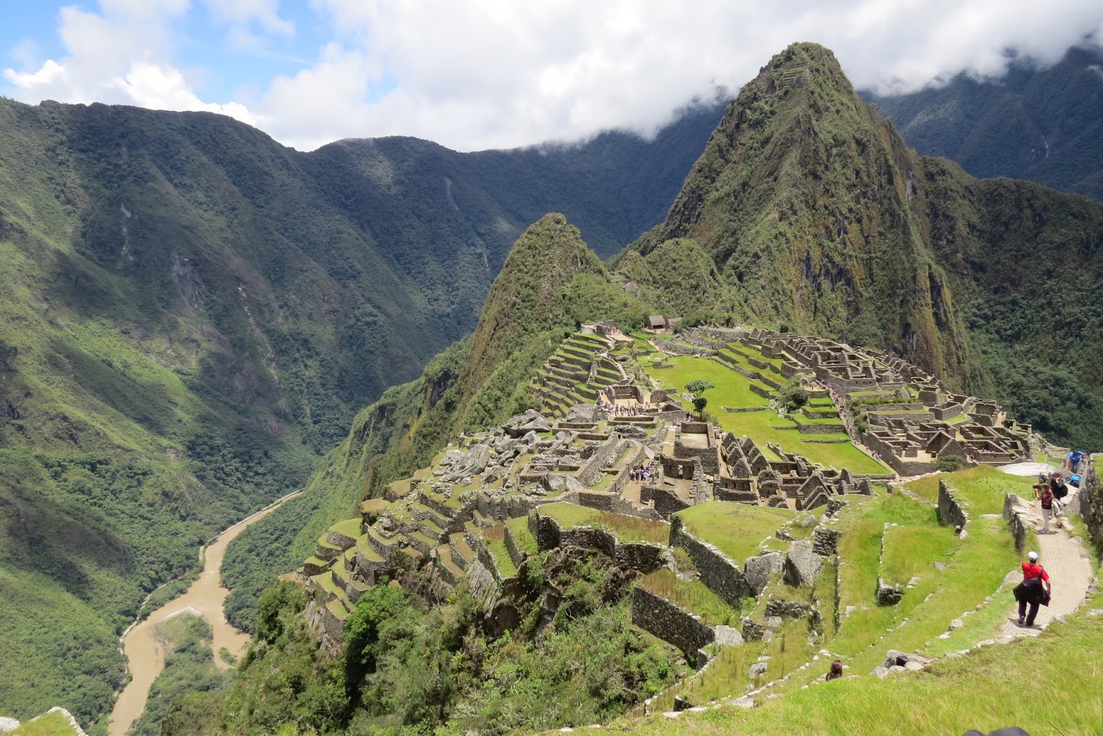 EL VIEJO VIAJE: PERU BIEN VALE UN PERU