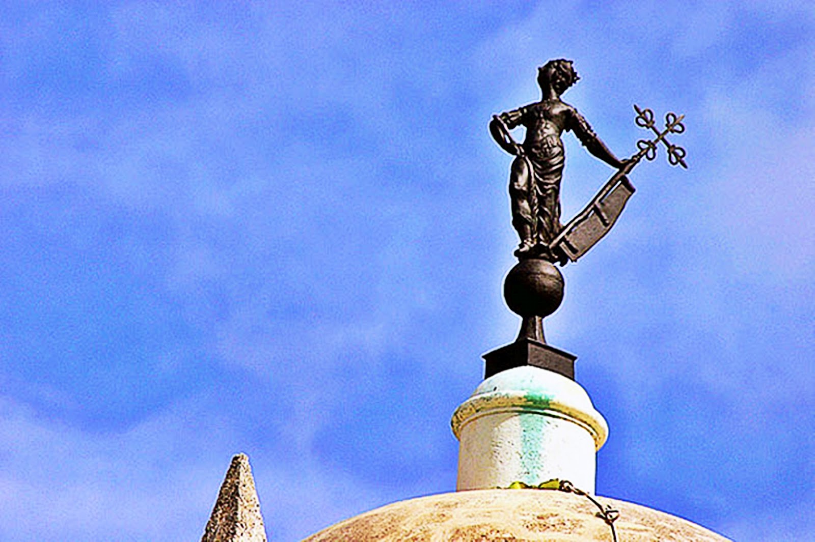 maimenesgenealogia: HISTORIA Y LEYENDA DE LA GIRALDILLA DE LA HABANA-CUBA