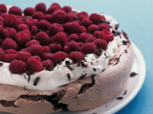 LER, COZINHAR...ORAR!: PAVLOVA DE CHOCOLATE (Receita de Nigella Lawson)