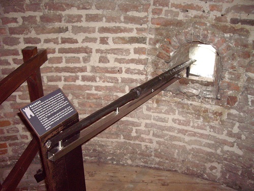 Genre Author: writings and musings by A.J. Walker: Medieval handgonnes ...