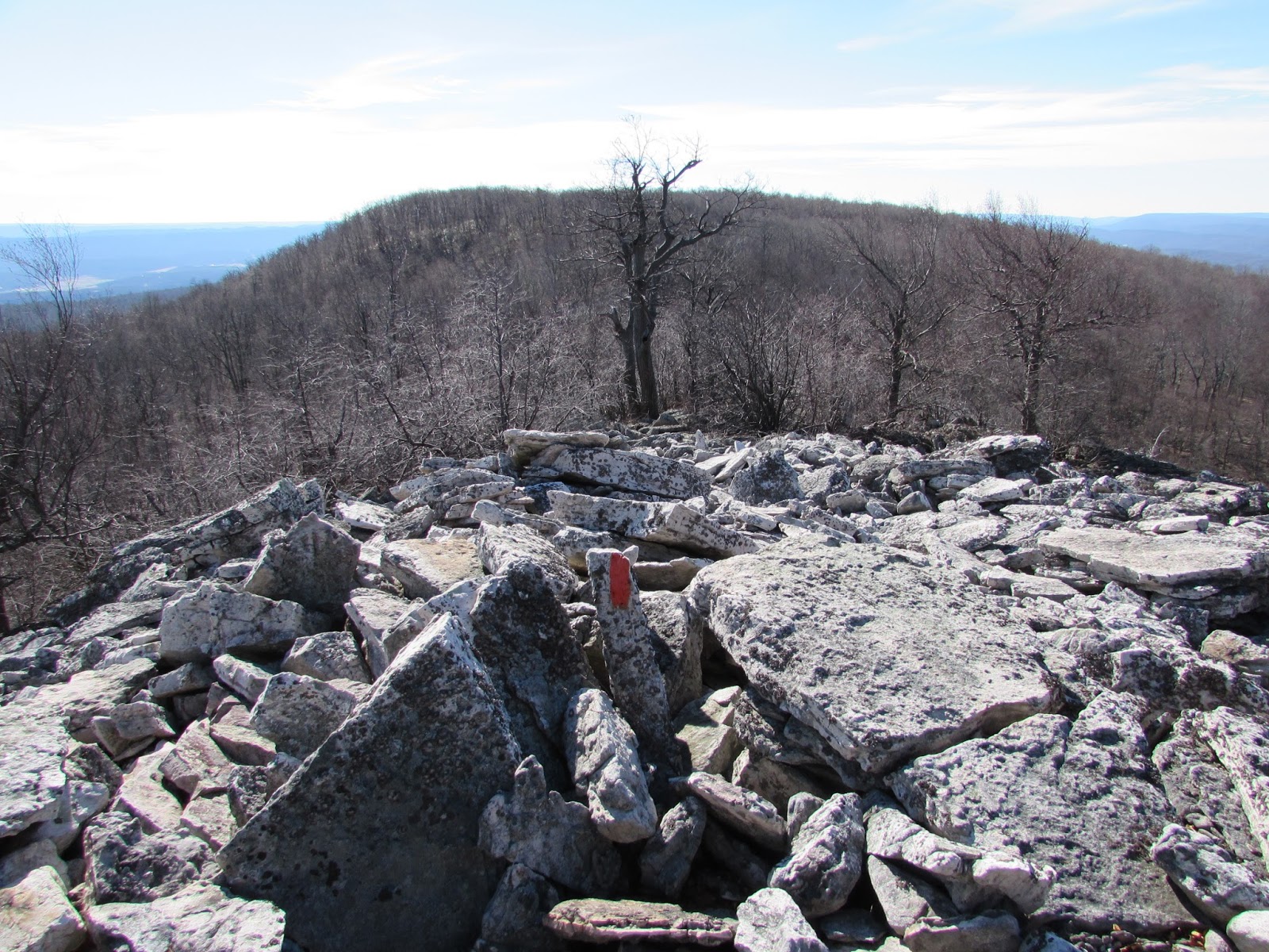 Standing Stone Trail: Hiking to the Throne Room Scenic Overlook in ...