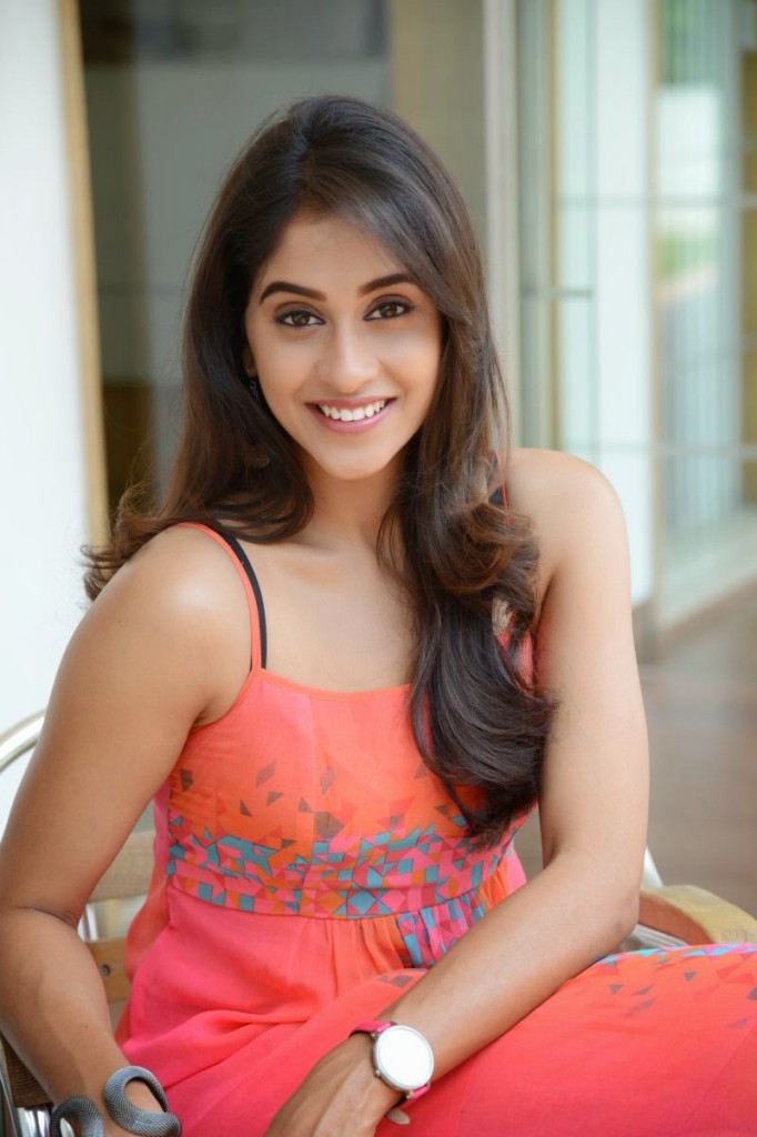 Regina Cassandra Wiki Biography Dob Age Height Weight Affairs And More