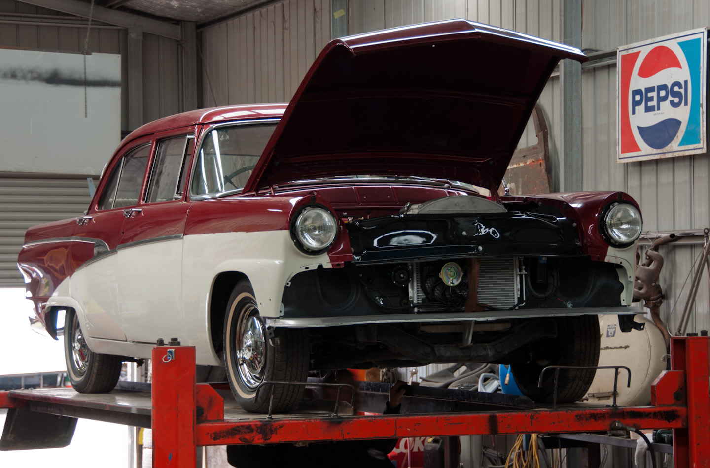 Hodgey's Hot Rods and Customs: '56 Ford Customline