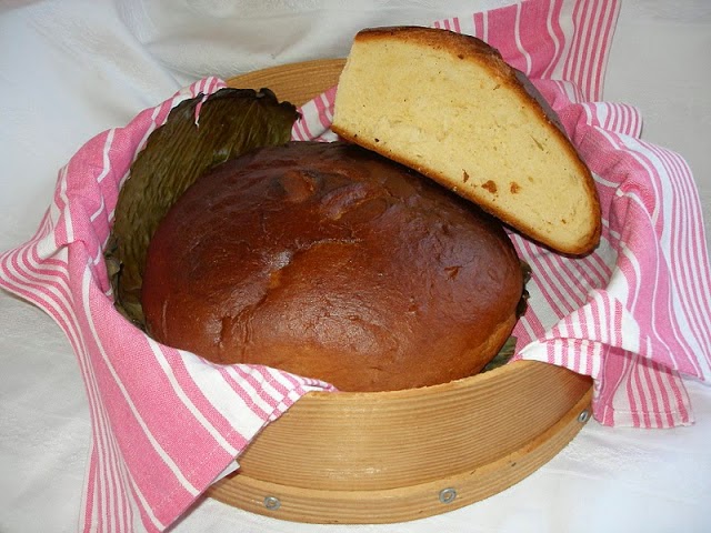 Sweet Bread (Massa Sovada)
