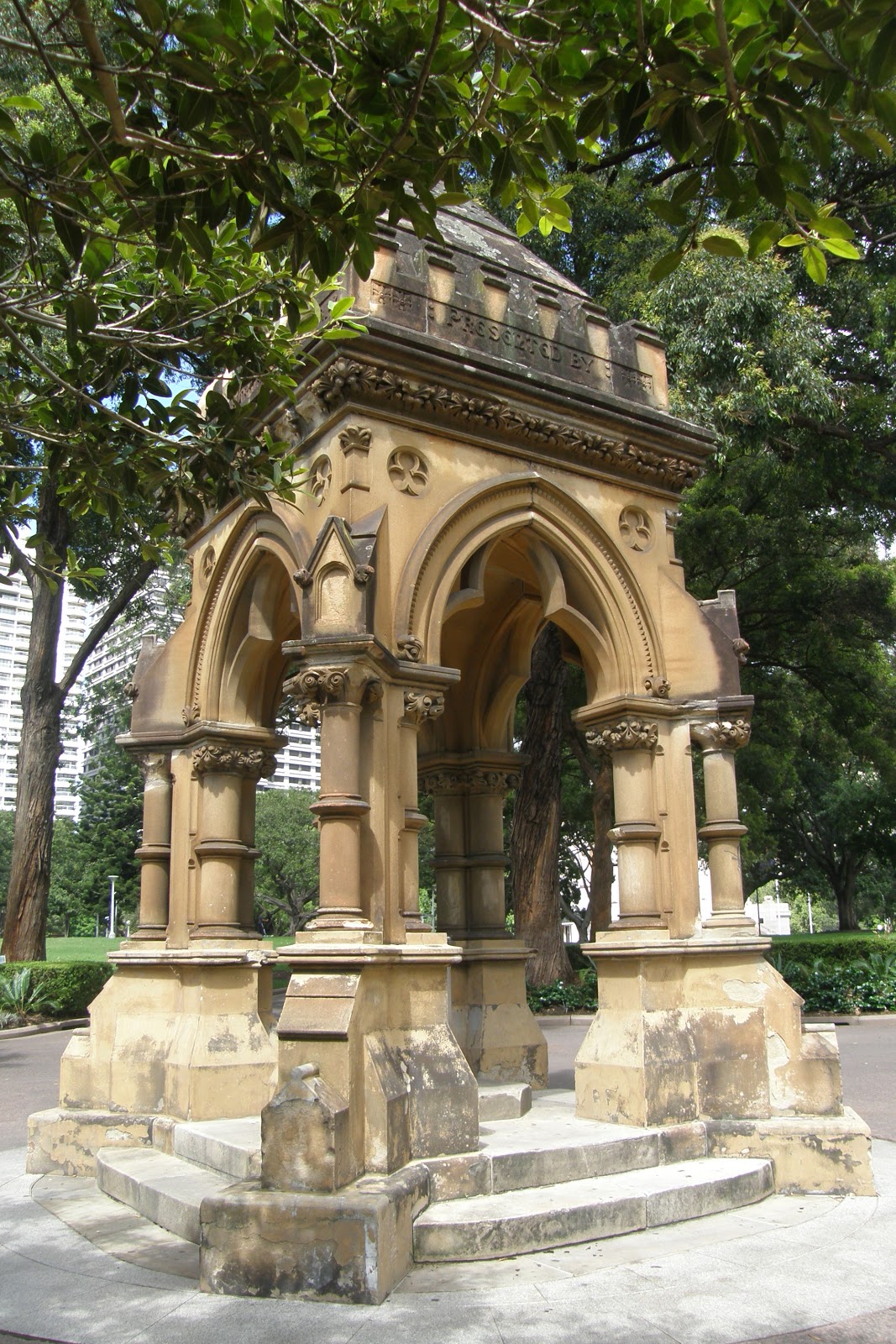 Four Seasons: Hyde Park, Sydney