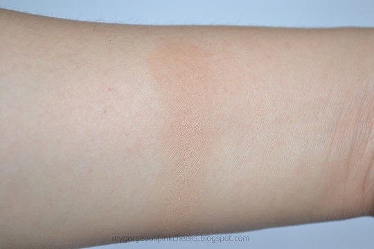 Max Factor Creme Puff Pressed Powder in Translucent - My Gorgeous Pink ...