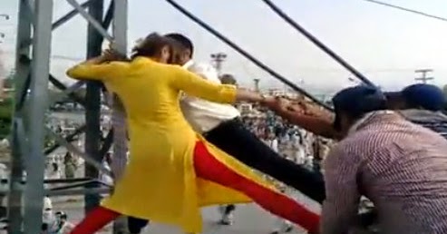See This Exclusive Footage of Gharida Farooqi (Video) - Best Right Way