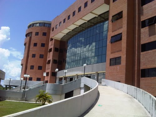 Universidad Santa María Núcleo Barinas (Oficial): 2016