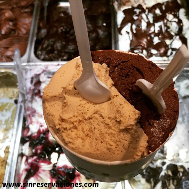 Un Huevo Kinder convertido en Helado - Sin Reservaciones