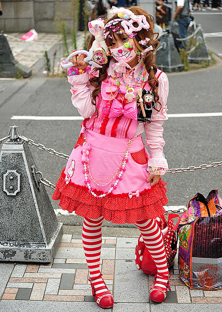 ALL JAPANESE FASHION STYLES~* - Glitter Puffs