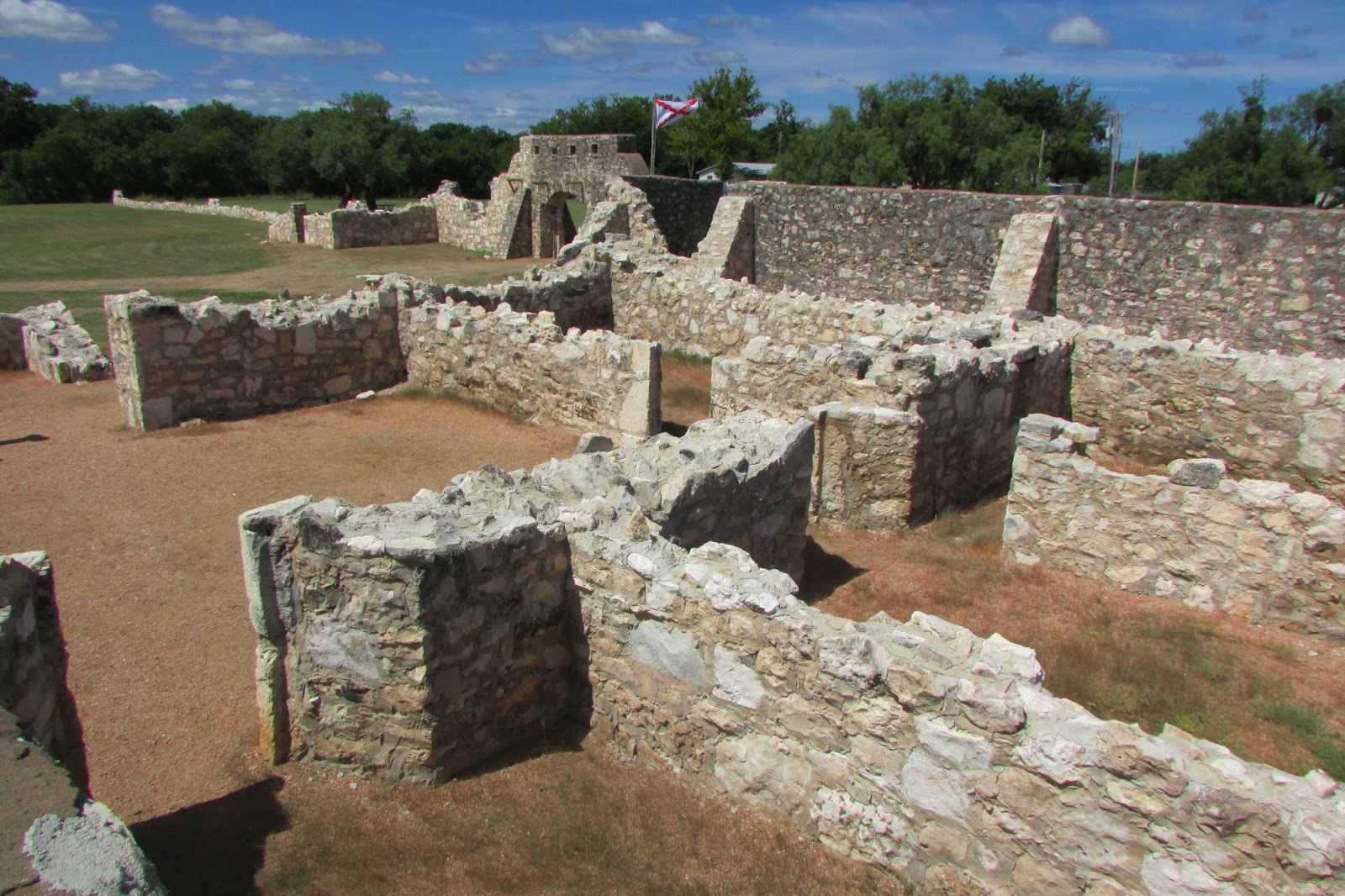 On An Underwood No. 5: Presidio de San Saba & Fort McKavett: A Road ...