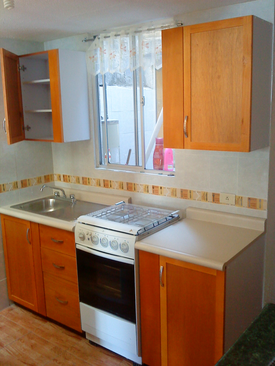 Cocinas integrales y closets.: Cocina integral.