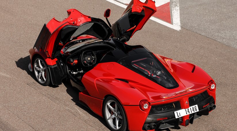 THE THROTTLE GURU: The Demonic Angel (Ferrari LaFerrari)
