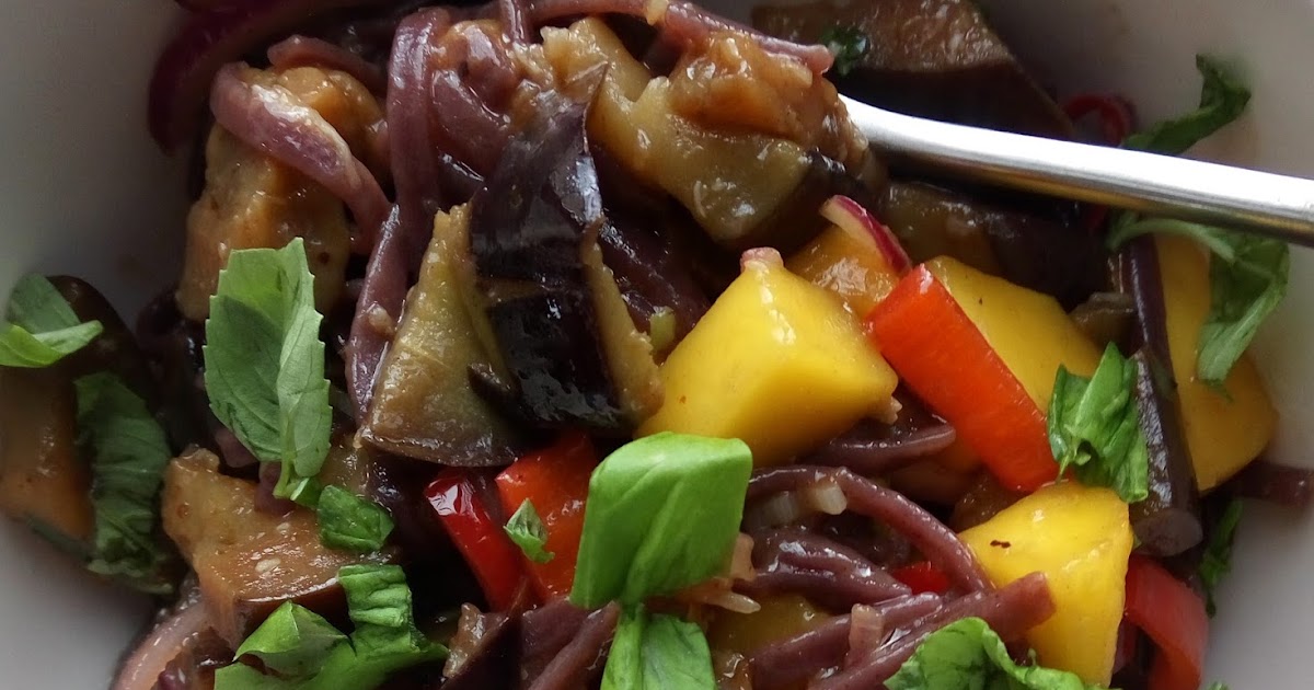 Ada w kuchni: Makaron z bakłażanem i mango