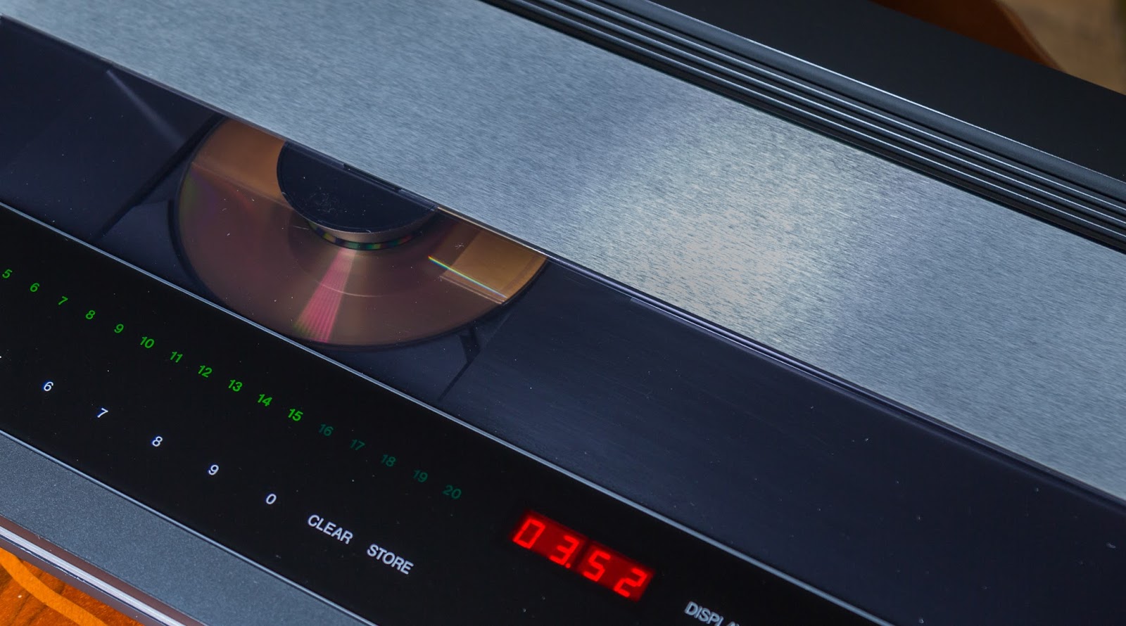 Golden Age Of Audio: Bang & Olufsen Beogram CDX Vintage CD Player