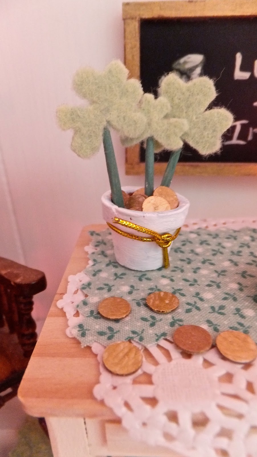 Ash Tree Cottage: Luck of the Irish Mini Tablescape