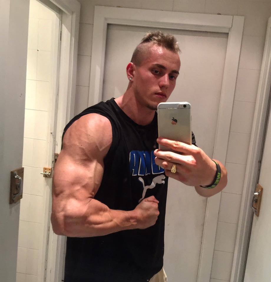 the beauty of male muscle: September 2017