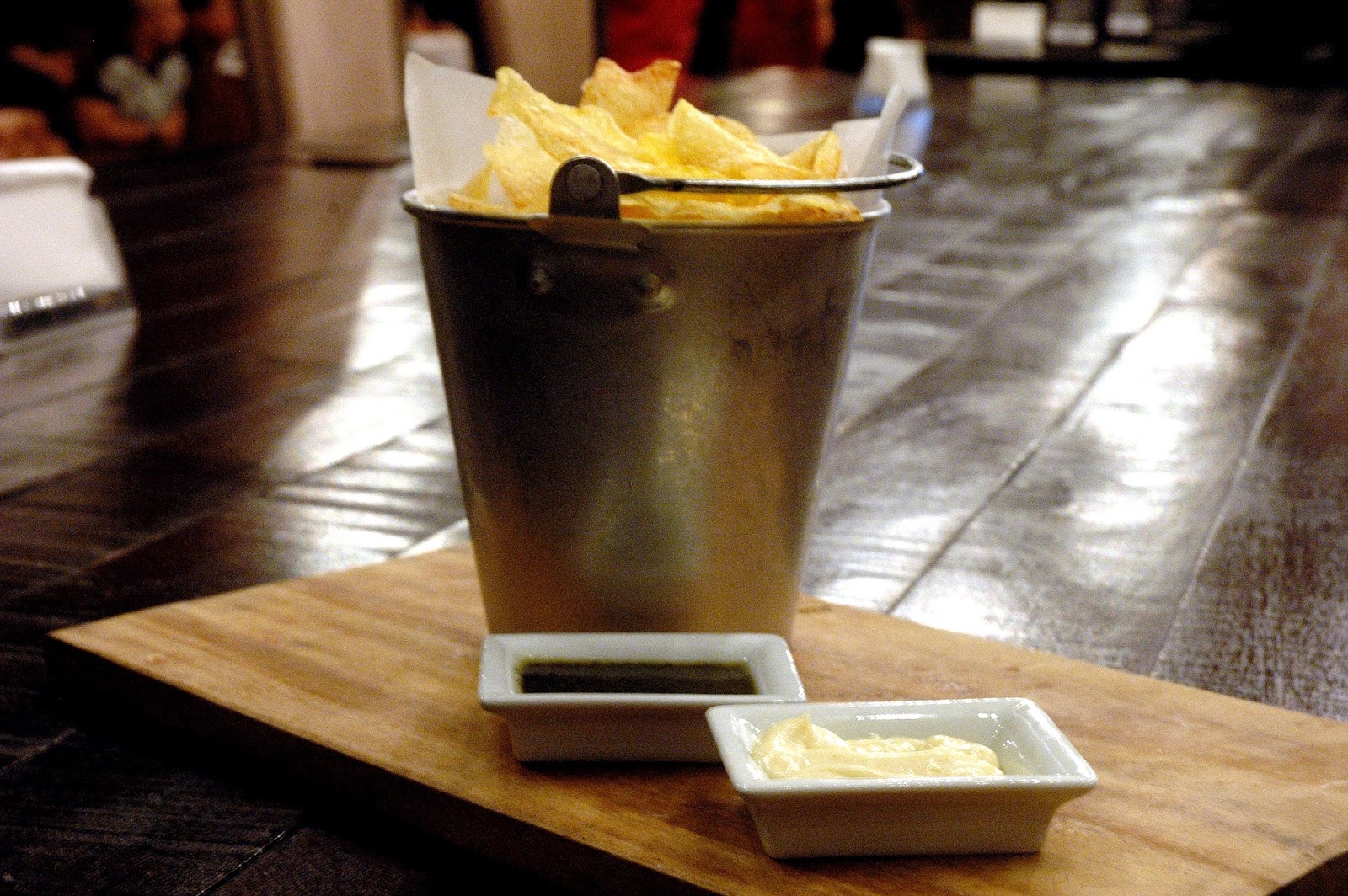 DUDE FOR FOOD: URBN Bar & Kitchen's New Bar Chow...And Desserts.