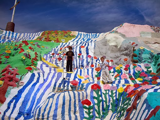 LO QUE NO VERAS EN MUSEOS: ARTE Y FILOSOFIA HIPPIS