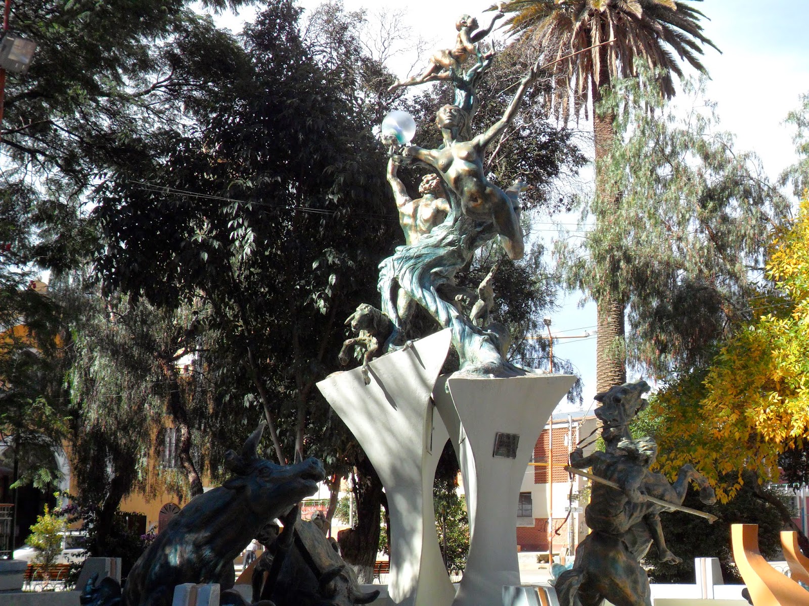 CLIZA COCHABAMBA BOLIVIA: LA PLAZA PRINCIPAL DE CLIZA