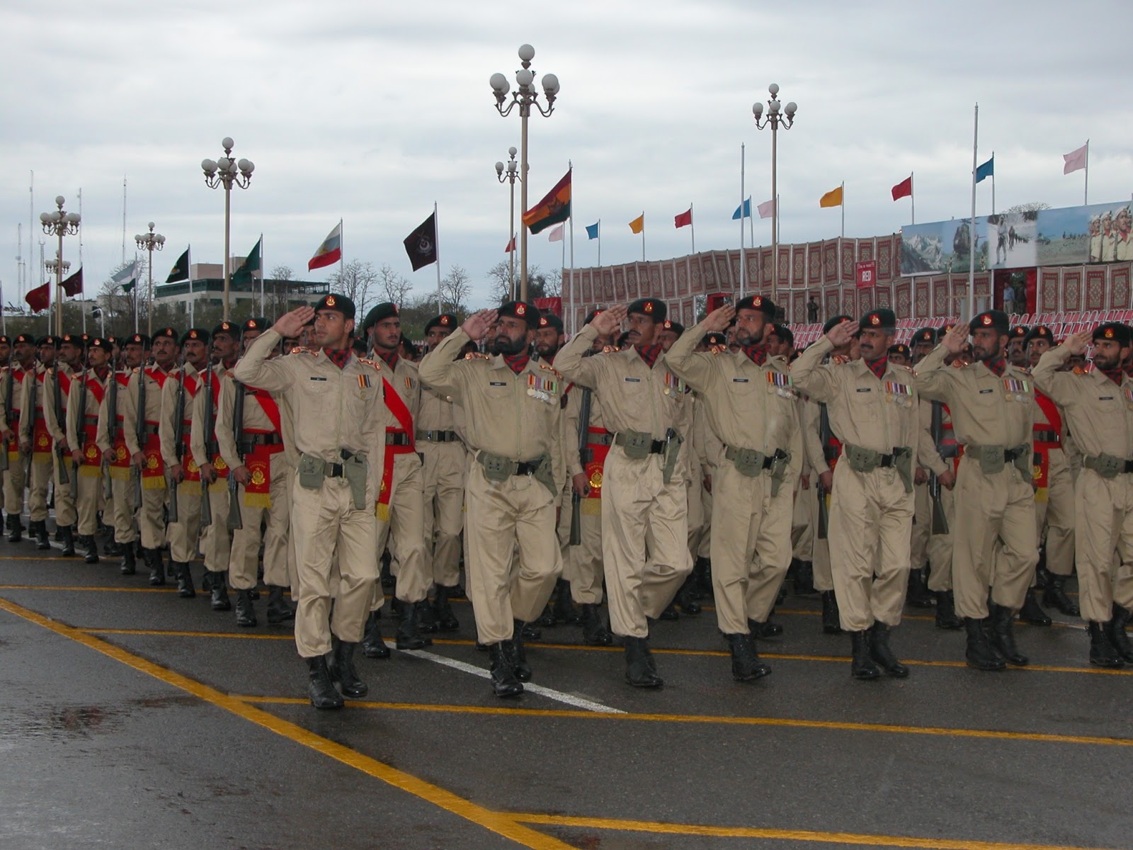 Pakistan Army Fresh Wallpapers 2013 - All About Pakistan Army, Air ...