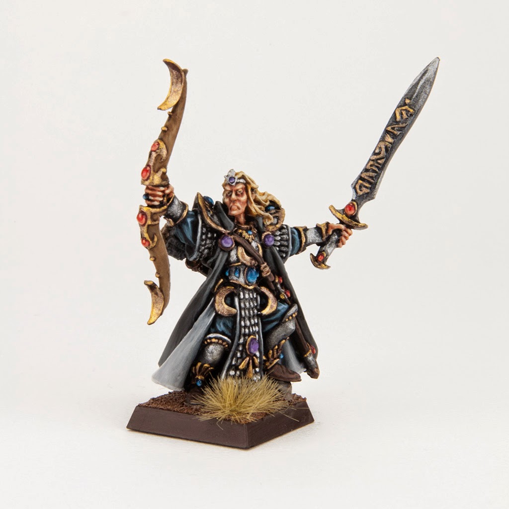 Showcase: High Elves Alith Anar - Tale of Painters